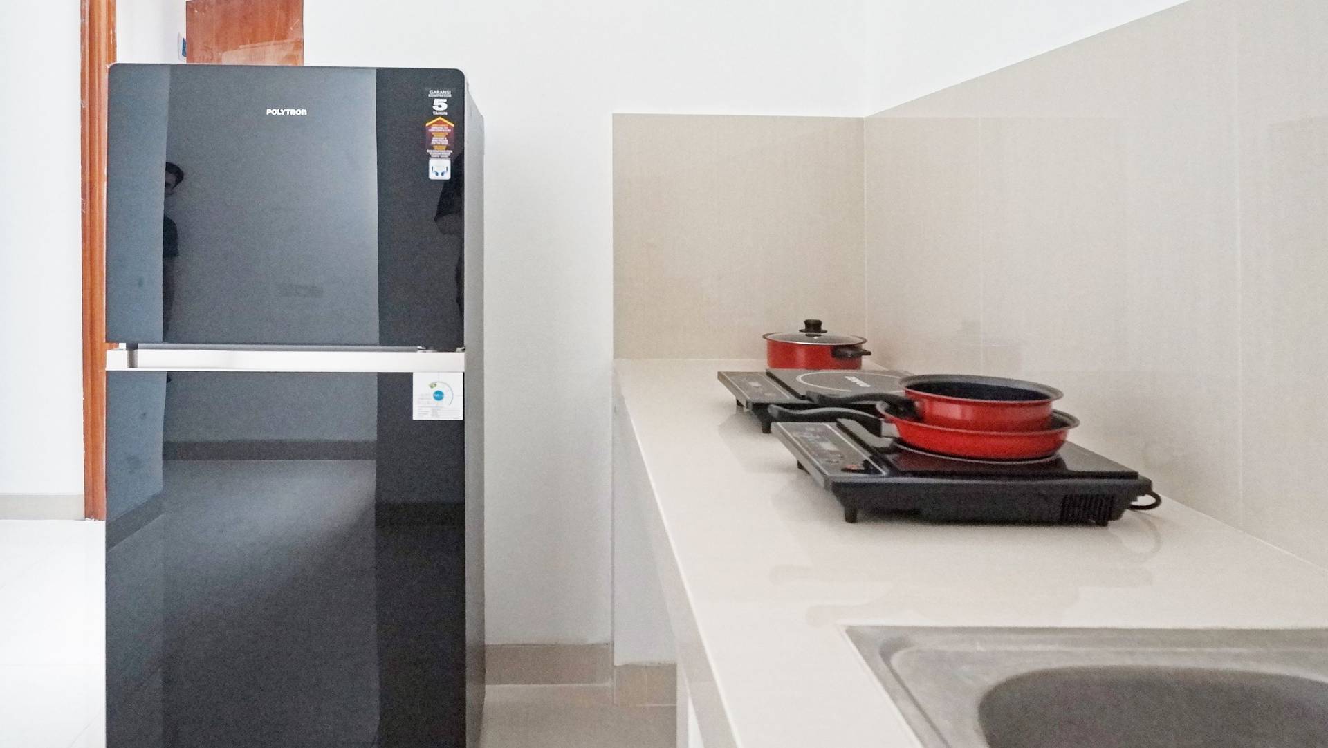 Kost Bulanan Bisa Pasutri dekat Stasiun Senen - ISK House Kemayoran